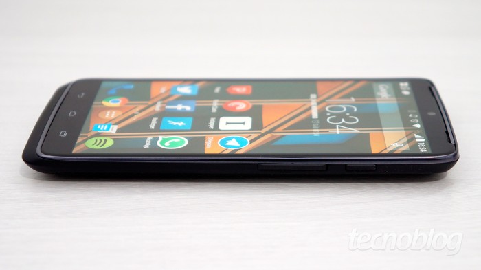 Review Moto Maxx, a bateria que roda Android • Tecnoblog