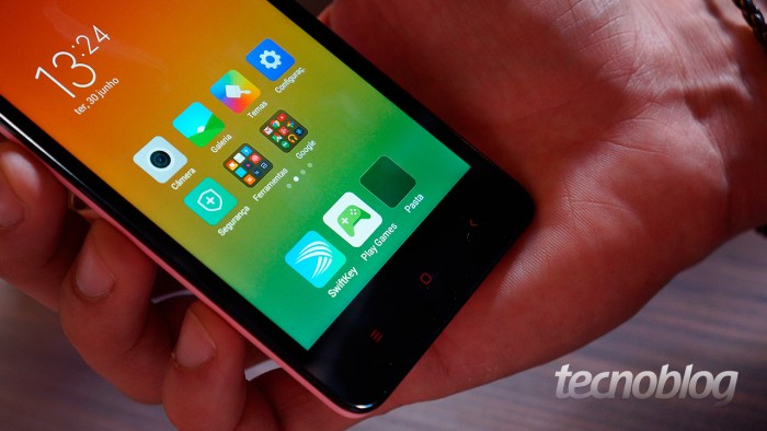 Redmi 2: uma olhada no primeiro smartphone da Xiaomi no mercado ...