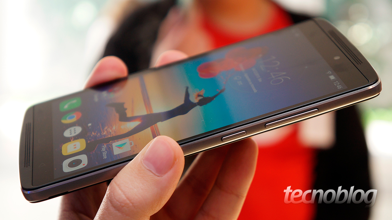 Vibe A7010: o primeiro smartphone da Lenovo no Brasil • Tecnoblog