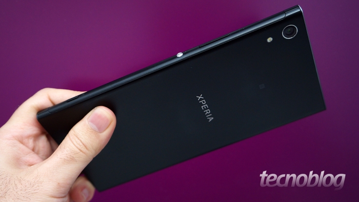 Review Sony Xperia XA1 Ultra: gigante de 6 polegadas • Tecnoblog
