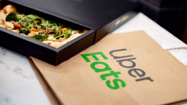 Uber Eats libera "caixinha" para restaurantes no Brasil • Tecnoblog