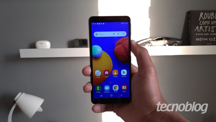 Review Samsung Galaxy A01 Core: design compacto, Android 10 Go e preço ...