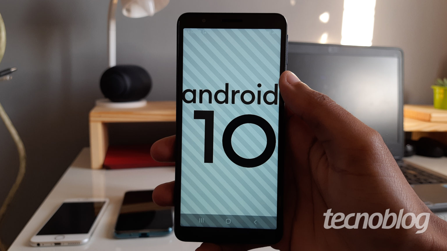 Review Samsung Galaxy A01 Core: design compacto, Android 10 Go e preço ...