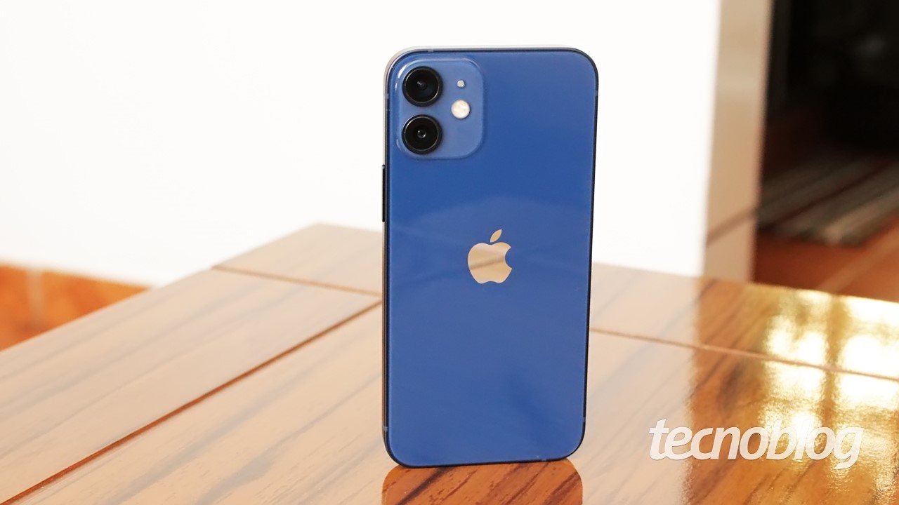 Review iPhone 12 Mini: pequeno por fora, grande por dentro • Tecnoblog