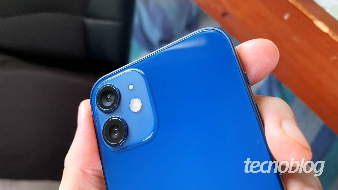 Review iPhone 12 Mini: pequeno por fora, grande por dentro • Tecnoblog