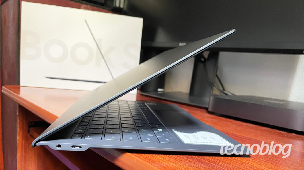 Galaxy Book S com chip híbrido da Intel e bateria de 17h chega ao ...
