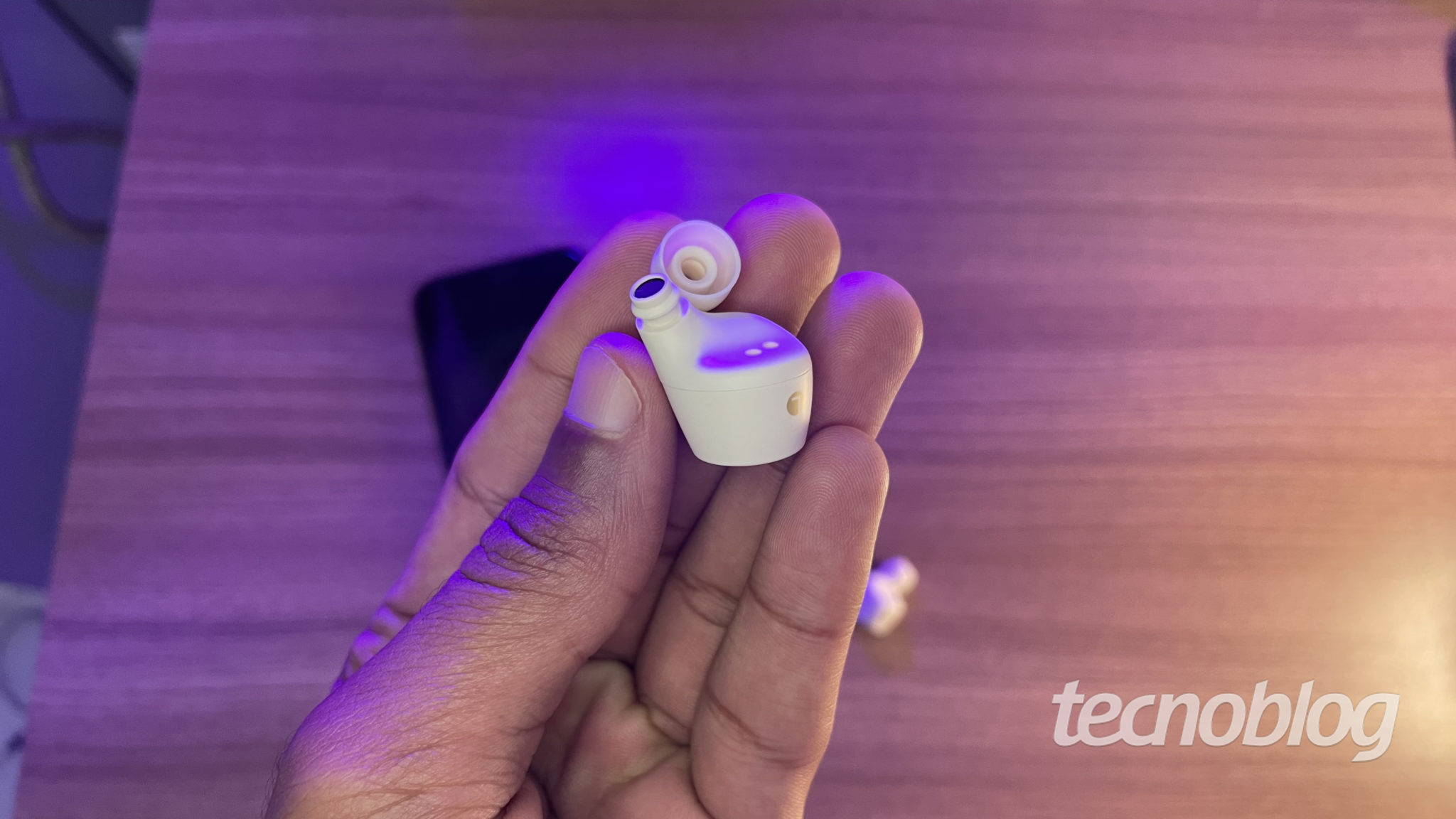 Review Fone Bluetooth Edifier TWS1 Pro: som e estabilidade • Tecnoblog
