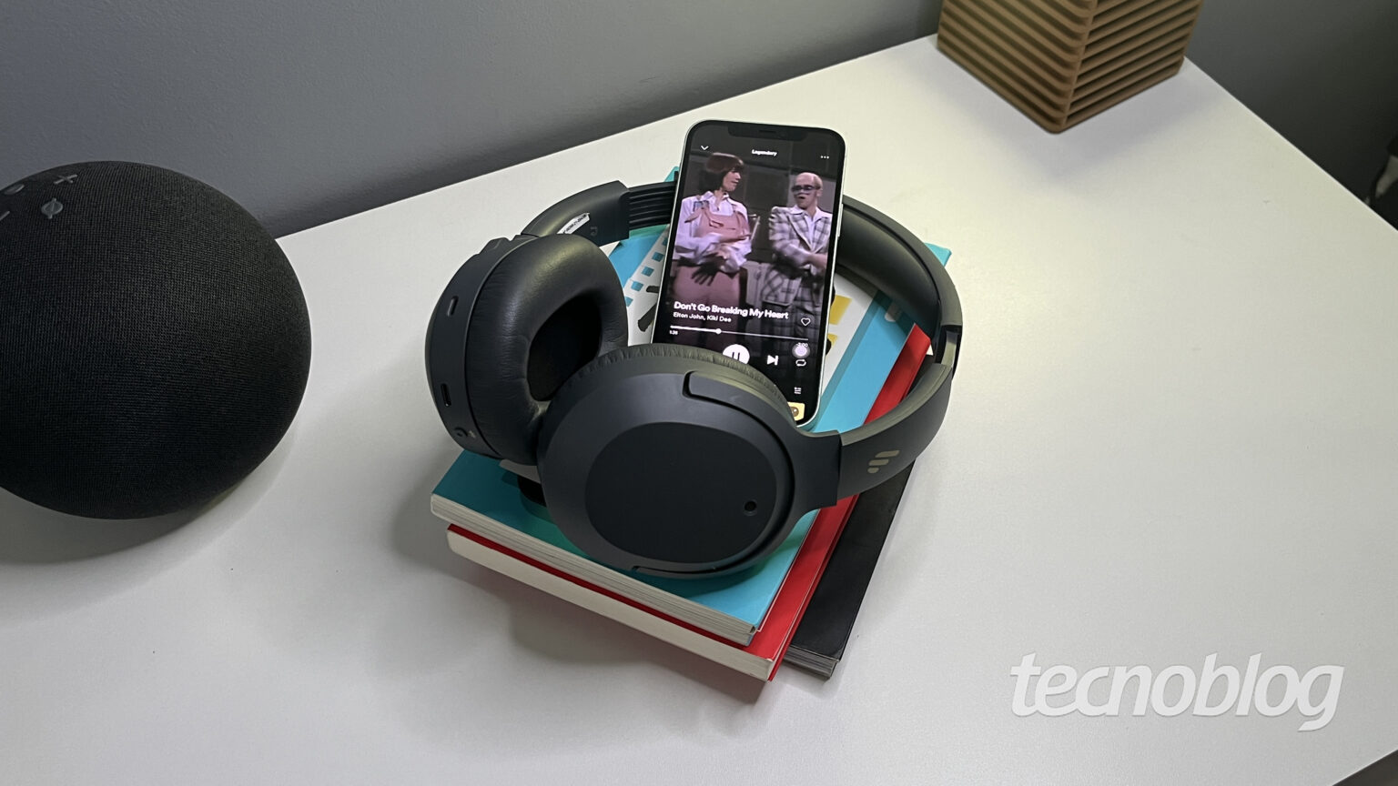 Review Edifier W820NB: quase um topo de linha • Tecnoblog