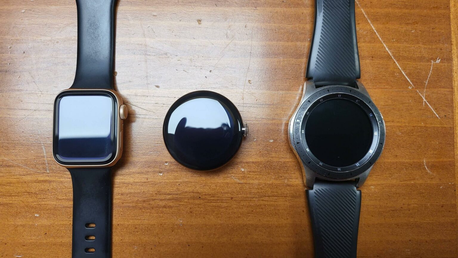 Google Pixel Watch com Wear OS é esquecido em restaurante e vaza na ...