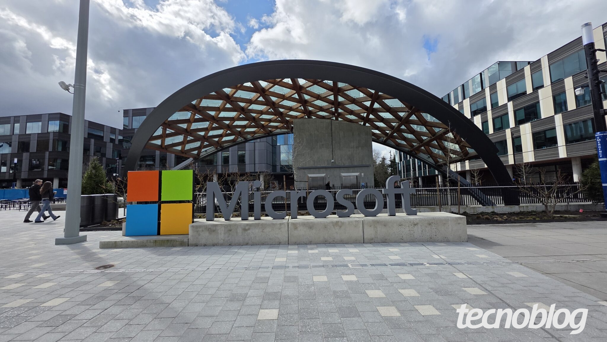 O Copilot vai substituir o navegador de internet, diz CEO da Microsoft ...